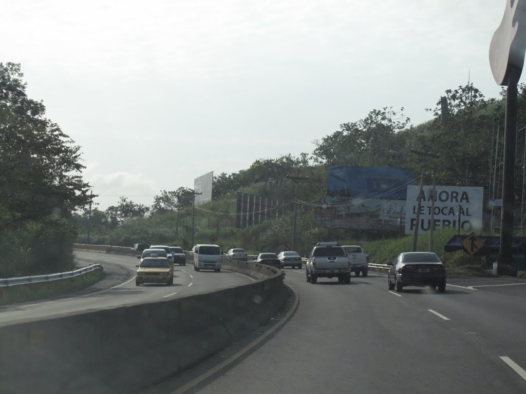 Viajeros abarrotan Terminal Nacional de Transporte de Albrook | Panamá ...