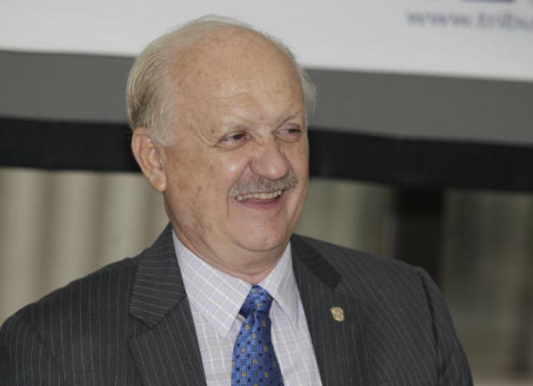 Corte rechaza denuncias de nepotismo contra el magistrado Erasmo ...