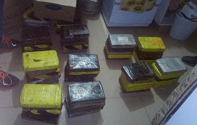 Policía decomisa 60 paquetes con droga en Panamá Oeste | Panamá América Policía decomisa 60 paquetes con droga en Panamá Oeste | Panamá América