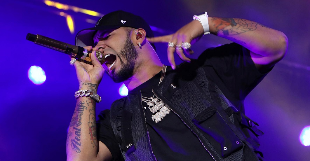 Anuel AA lanza un tema y video musical inspirado en Michael Jordan y ...